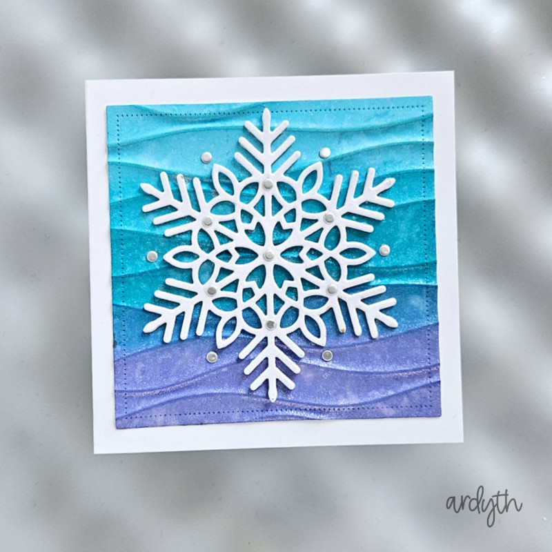 FS975 - Wavy Snowflake by Ardyth at Splitcoaststampers